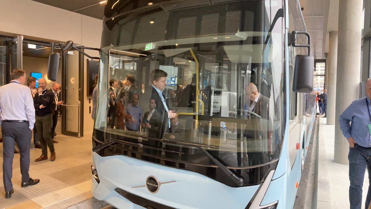 Volvo Buses enters intercity e-bus segment with the BZR platform for ...