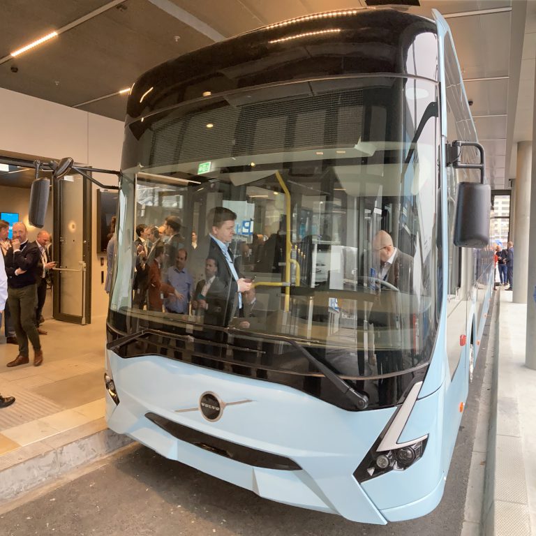 Volvo Buses enters intercity e-bus segment with the BZR platform for ...