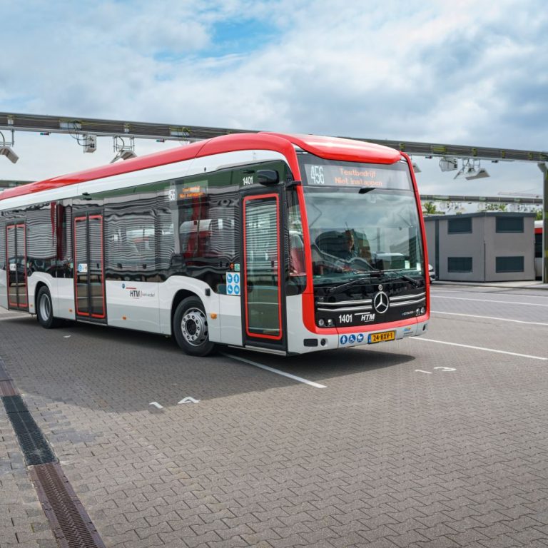 HTM begins the roll-out of 102 electric buses from Daimler in The Hague ...