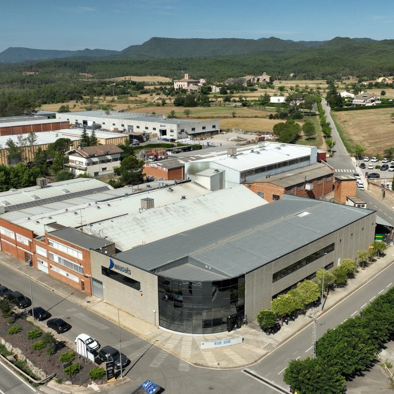 5,000 more m2 available for Masats in order to expand production (with ...