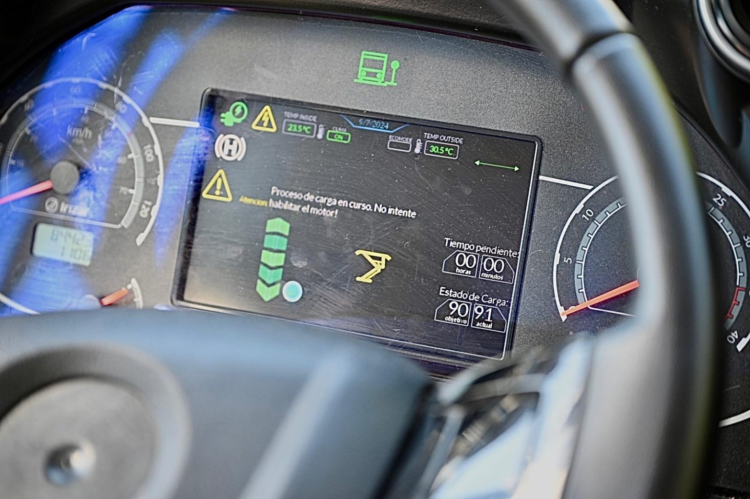 TMB will have 25% zero emission buses in its fleet by end 2024. Line ...