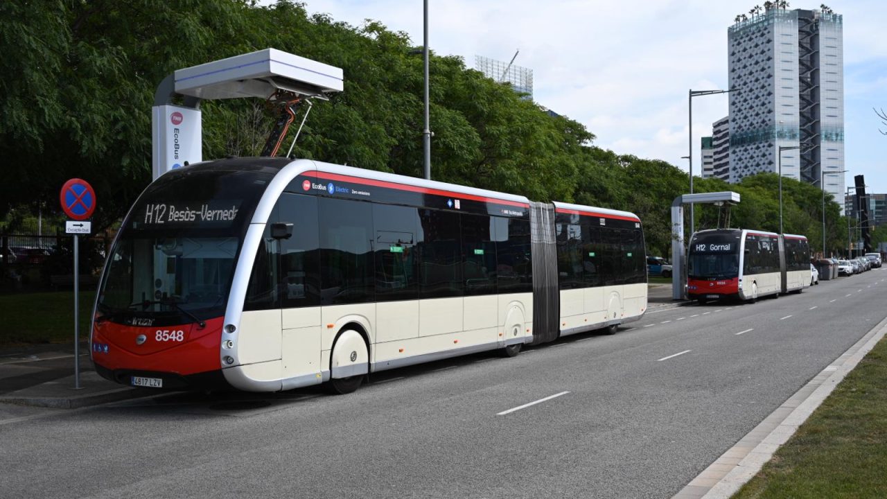 TMB will have 25% zero emission buses in its fleet by end 2024. Line ...