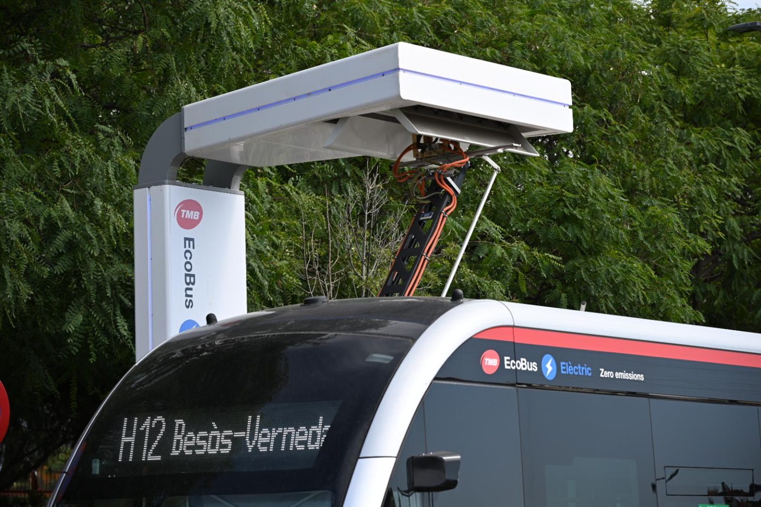 TMB will have 25% zero emission buses in its fleet by end 2024. Line ...