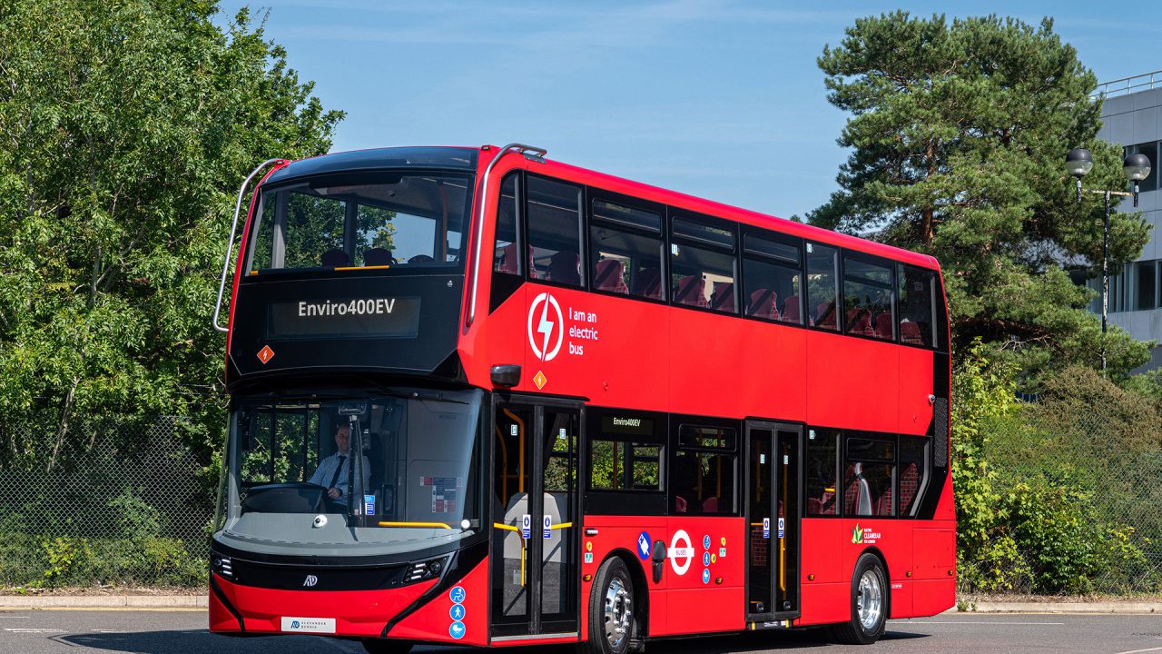Alexander Dennis Enviro400EV ready for London: the TfL-compliant DD e-bus can host up to 96 ...
