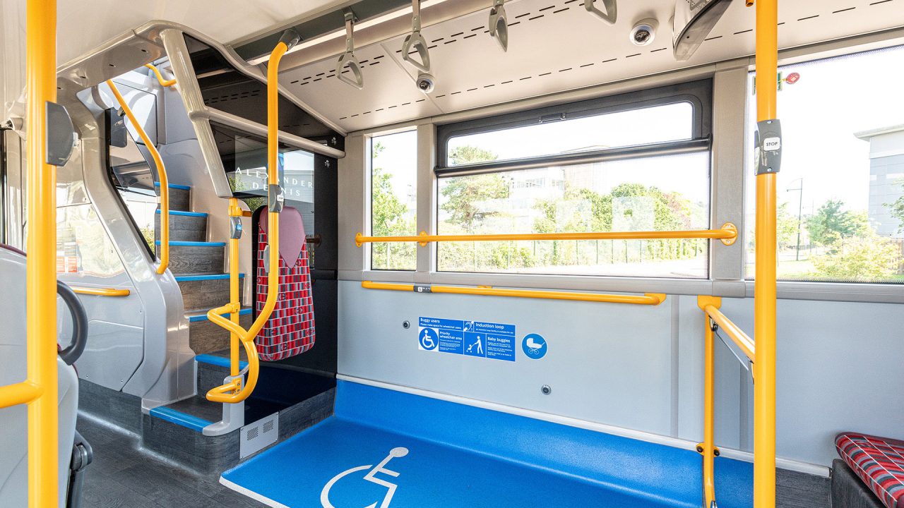 Alexander Dennis Enviro400EV ready for London: the TfL-compliant DD e ...