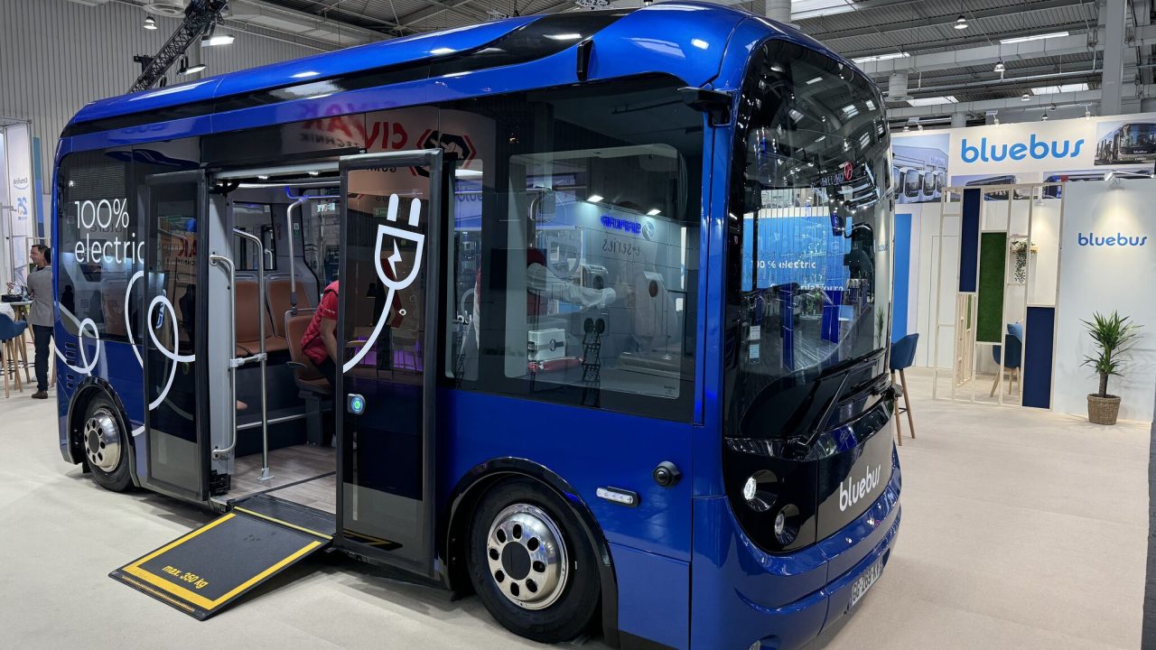 Bolloré Group: new battery range is coming (and a 18-meter e-bus model ...