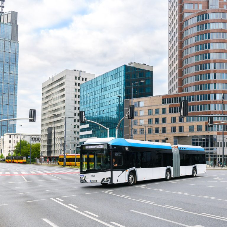 Solaris began delivery of articulated H2 buses in Cologne, that has the ...