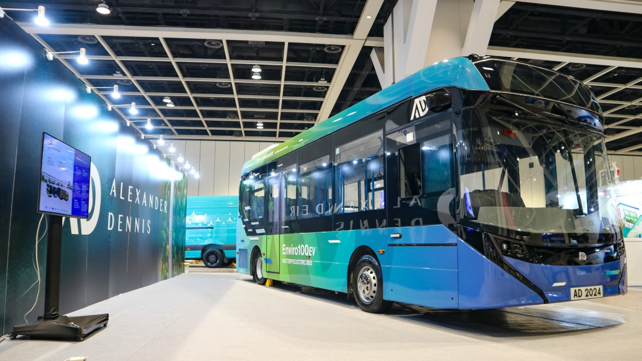 Alexander Dennis launches next-generation 8.5-meter e-bus Enviro100EV ...