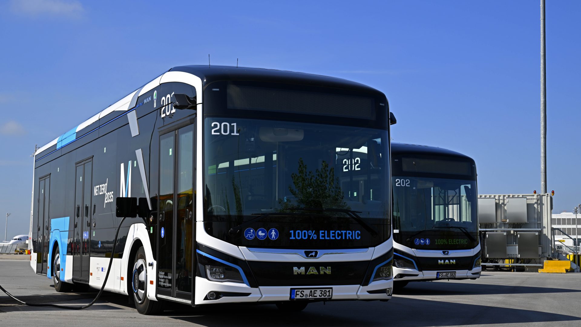 A fleet of MAN Lion's City E electric buses headed to operations in ...