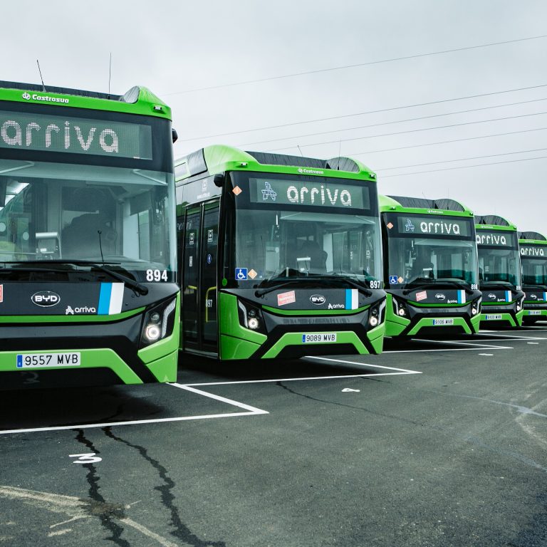 Arriva launches 21 new e-buses (by BYD - Castrosua) and converted depot ...