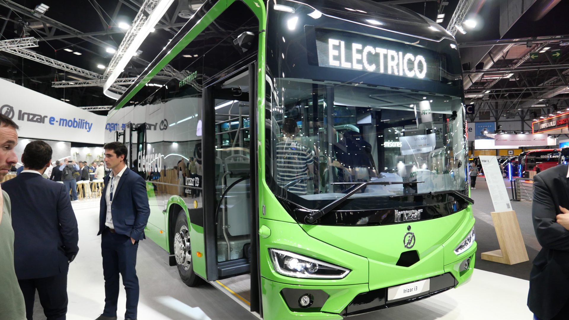 Irizar launches new i3 intercity e-bus model at FIAA - Sustainable Bus