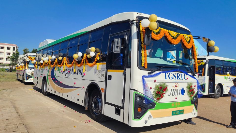 India, TGSRTC launches 35 JBM electric coaches on Karimnagar - Hyderabad route - Sustainable Bus