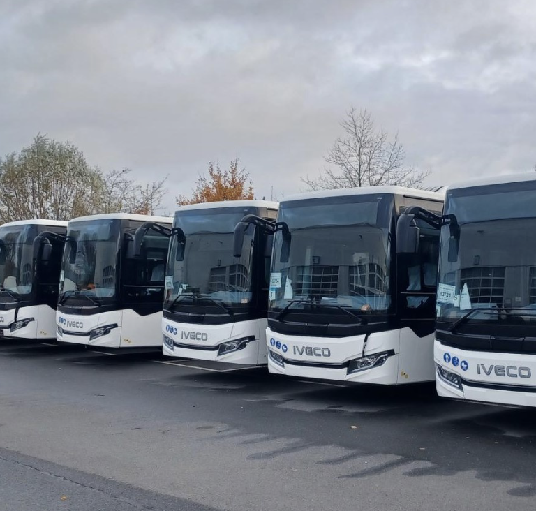 Iveco Bus wins 580-units order in Germany, including 250 e-buses (200 ...