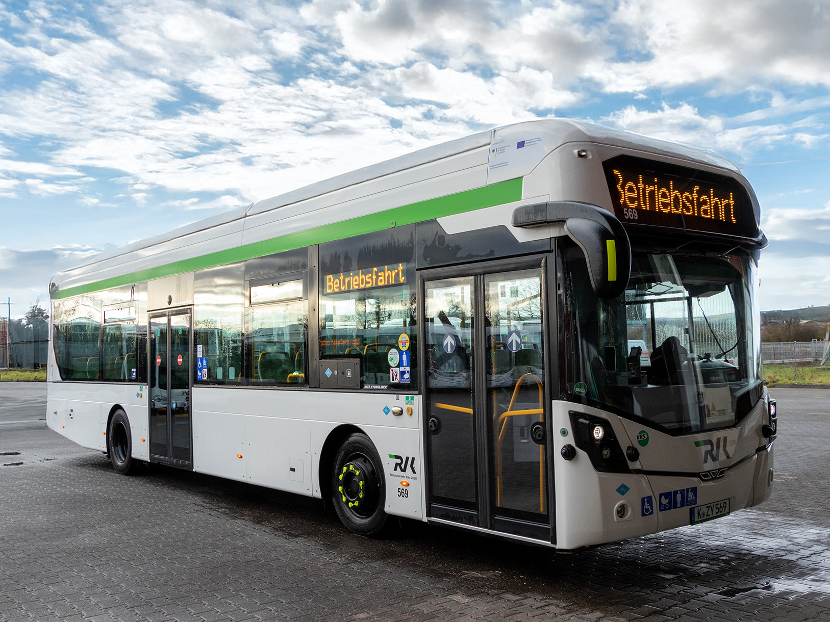 Wrightbus fuel cell buses are ready for deployment in Cologne, within a ...