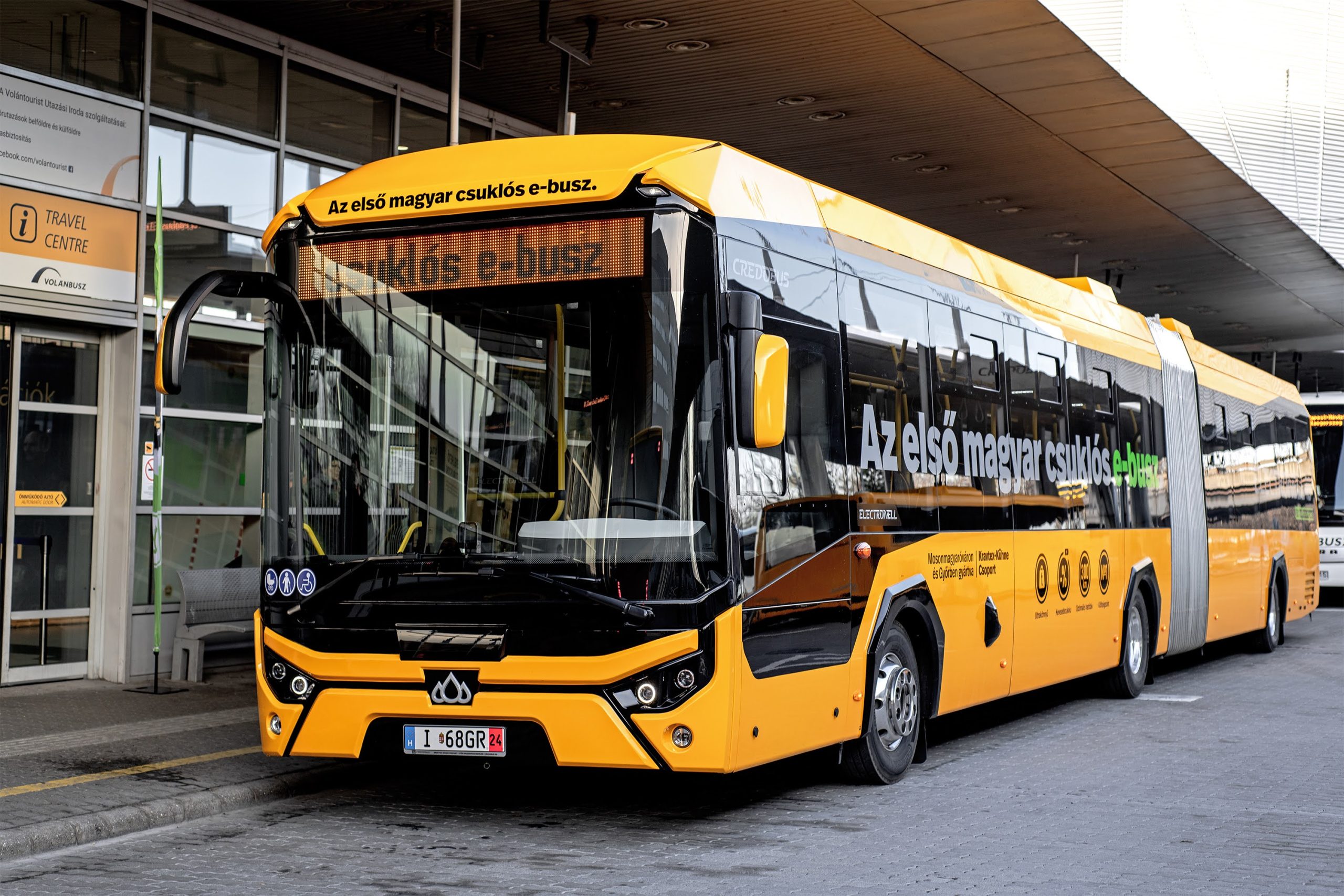 Credobus launches articulated e-bus Electronell 18, with 16 tons tare ...