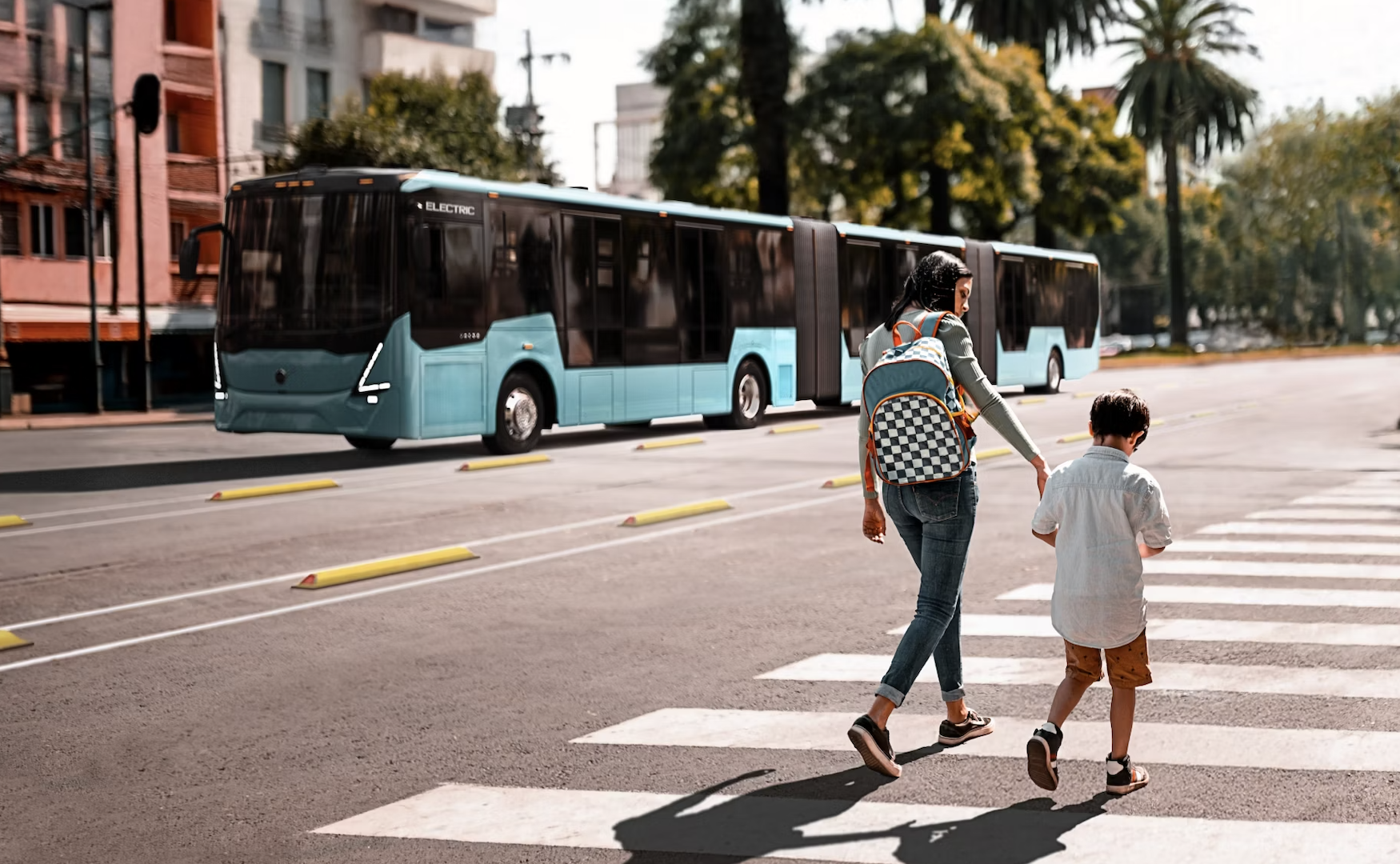 Volvo launches articulated (and bi-articulated) 7800 e-bus for Mexican ...