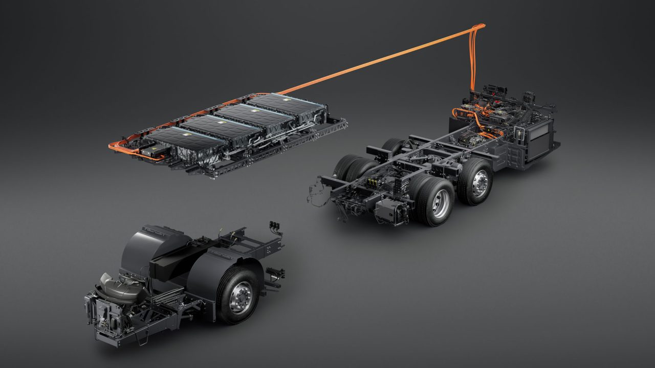 Scania unveils new chassis variant for three-axle e-buses
