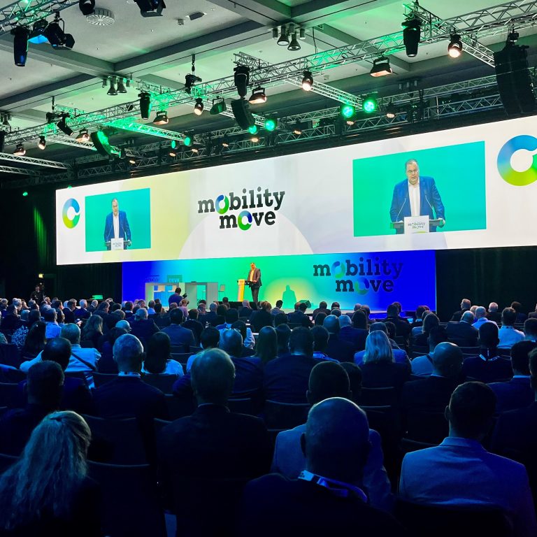 Mobility Move 2025 begins: 1,500 participants, 100 exhibitors, 150 ...