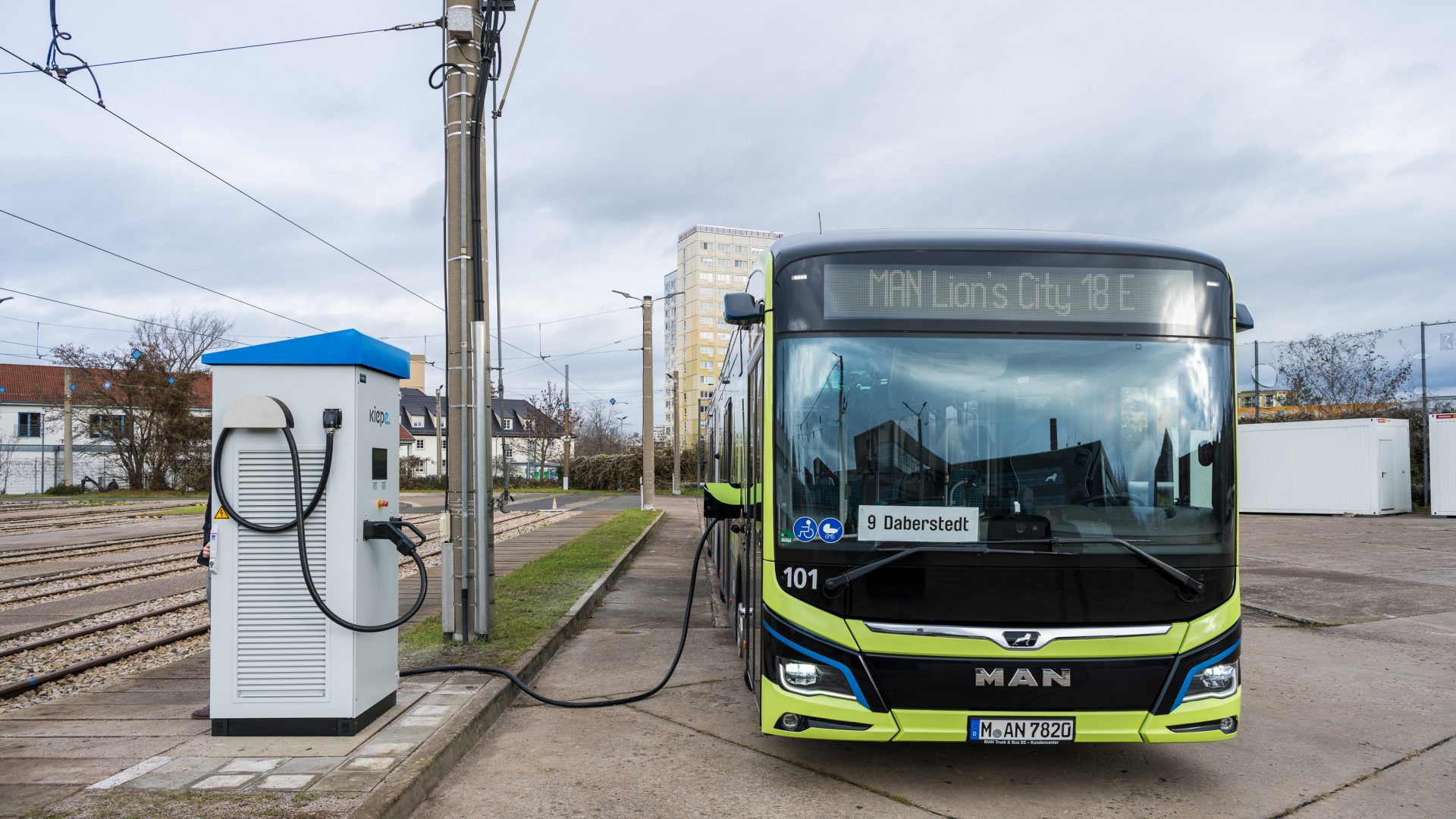 KIEPE has a solution to charge e-buses with power supply from overhead ...