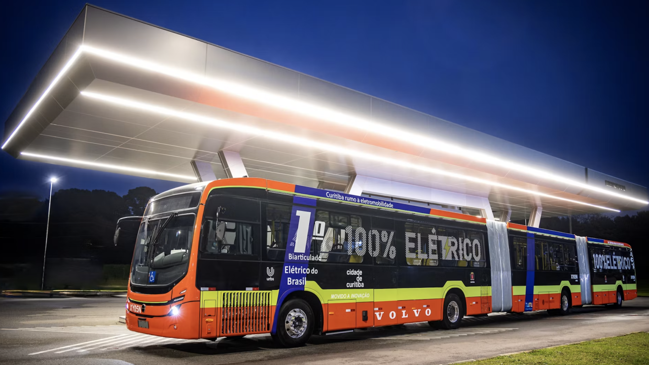 Volvo begins production of 28-meter e-bus chassis BZRT in Brazil ...