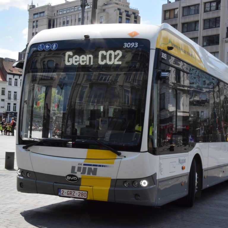 De Lijn begins service with BYD electric buses - Sustainable Bus