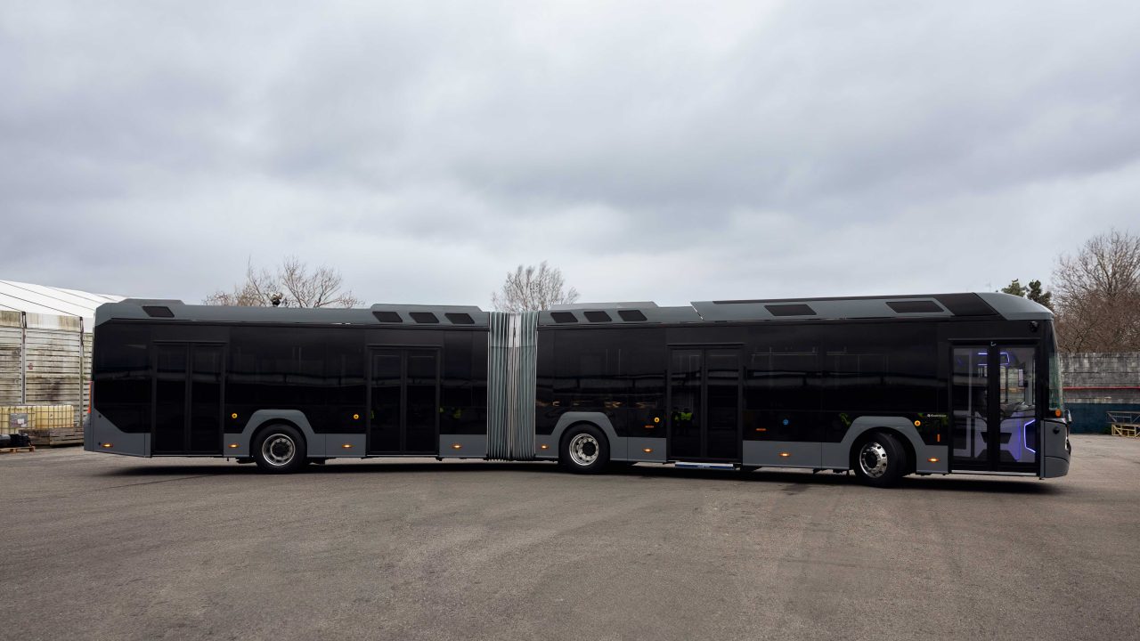Castrosua and BYD to launch an articulated e-bus model (with PEI ...