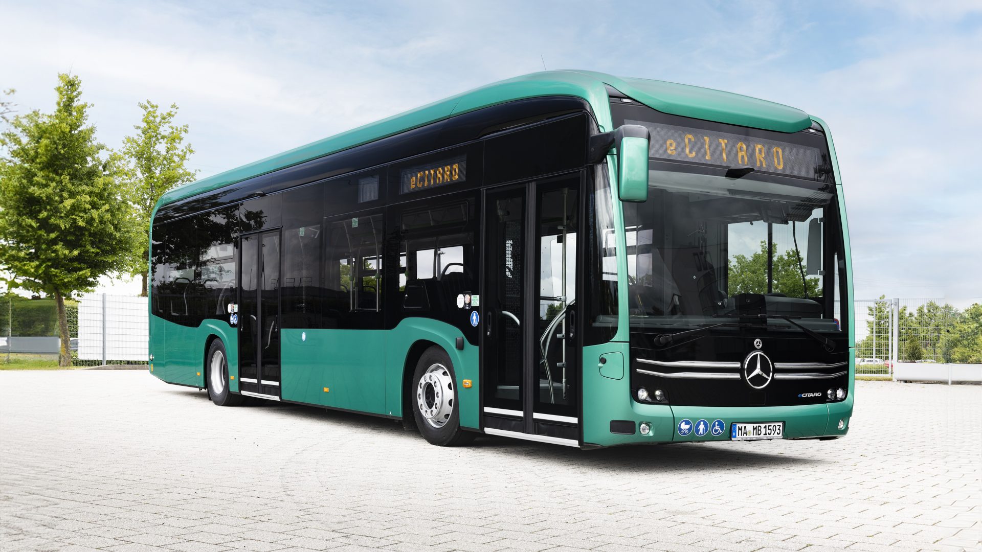 Daimler Buses to highlight eIntouro, NMC4 tech, reconditioning of ...