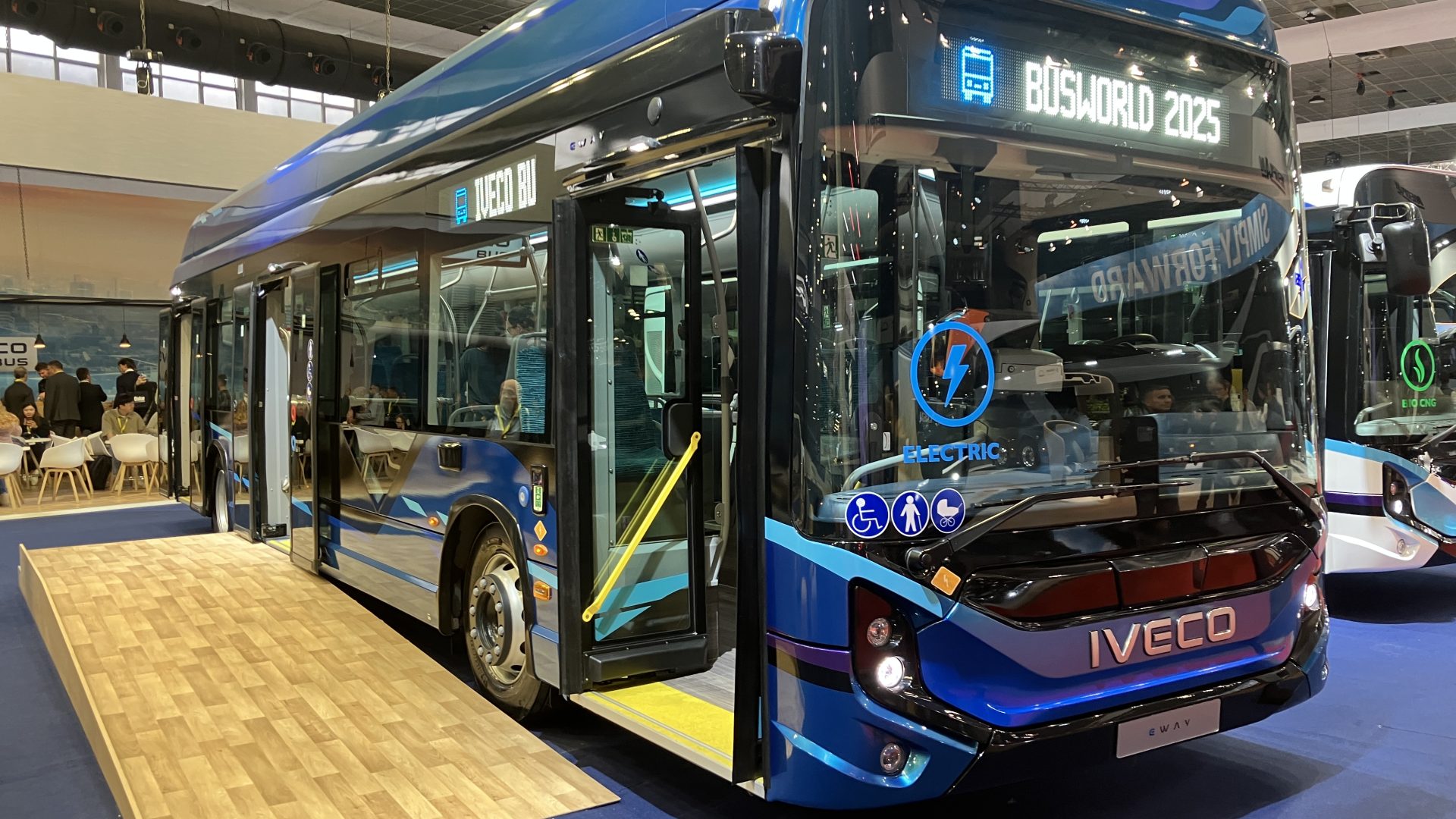 Iveco Bus at Busworld Europe 2025: eDaily LE, G-Way CNG and a ecosystem ...