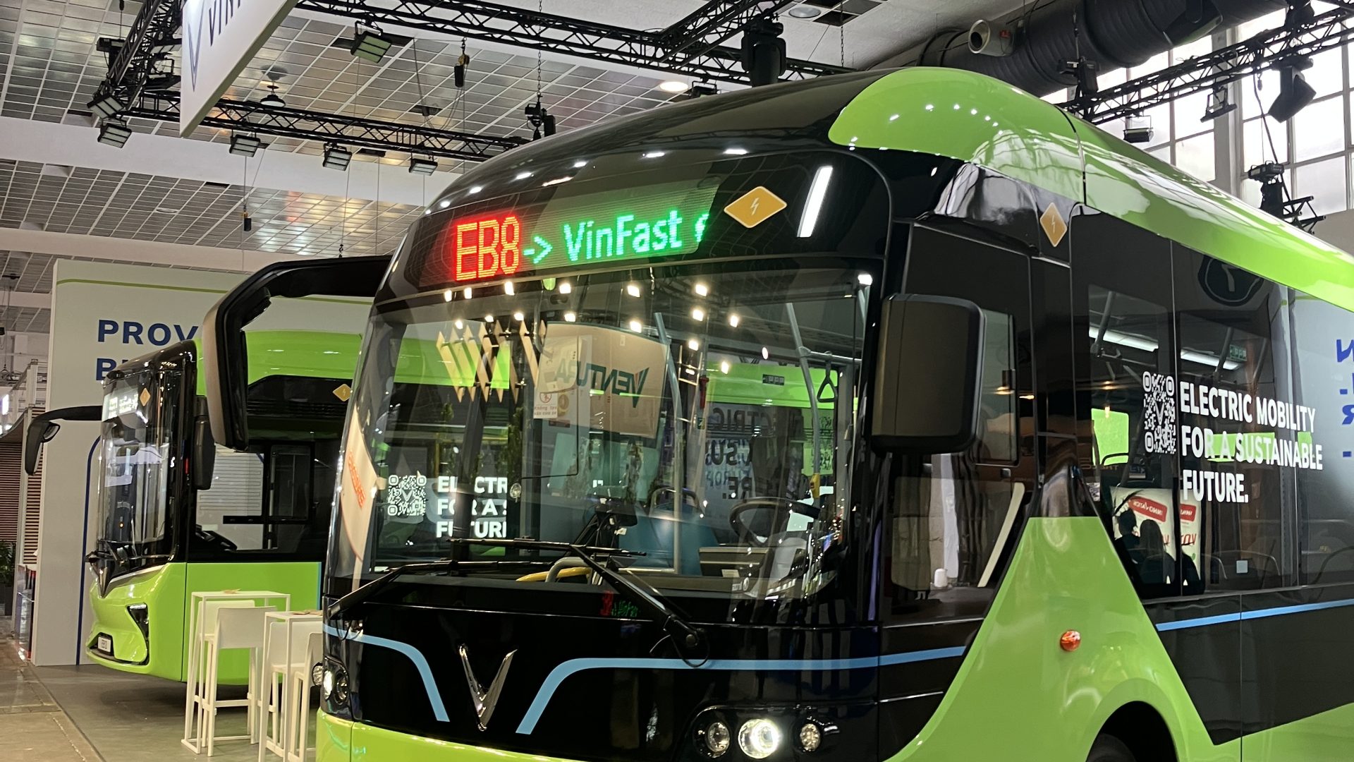 VinFast launches EB 8 and EB 12 e-buses at Busworld as Europe becomes its first international ...