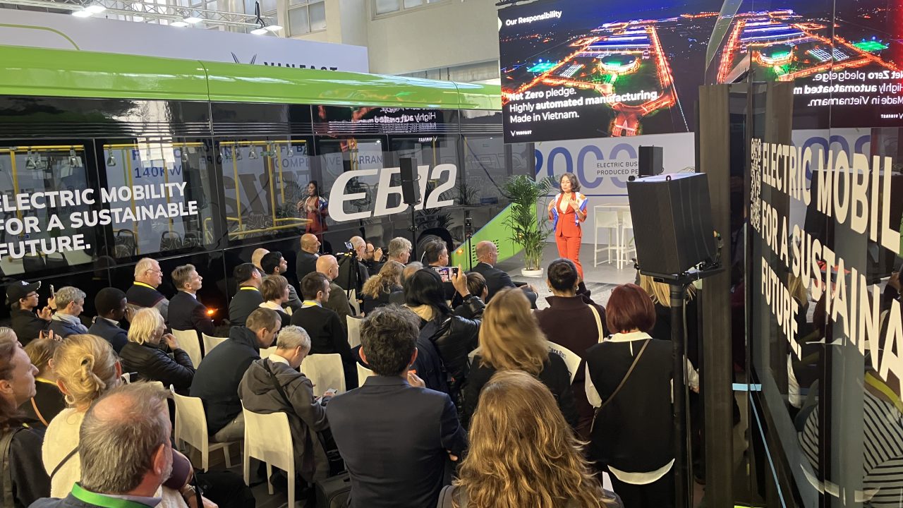 VinFast launches EB 8 and EB 12 e-buses at Busworld as Europe becomes ...