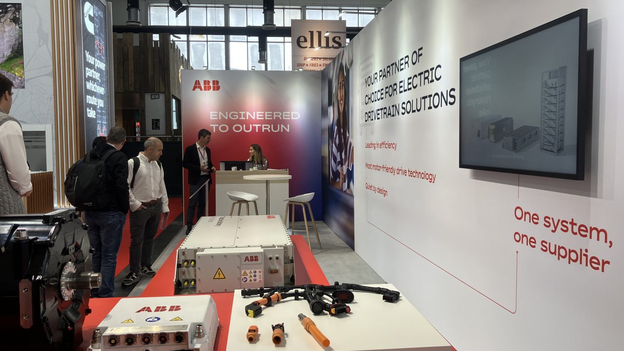 From drives to batteries: ABB Traction's offer (and strategy) for the ...