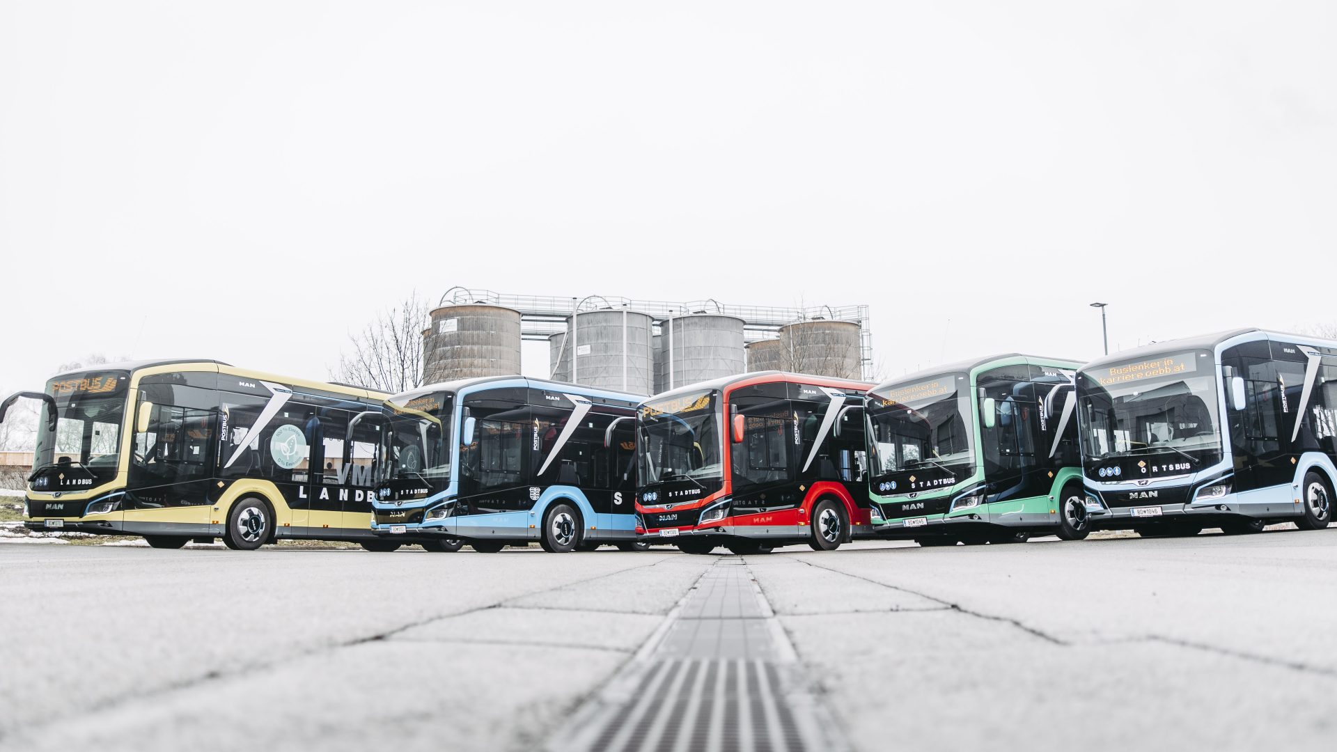 MAN delivers largest single e-bus order in Austria to ÖBB Postbus ...