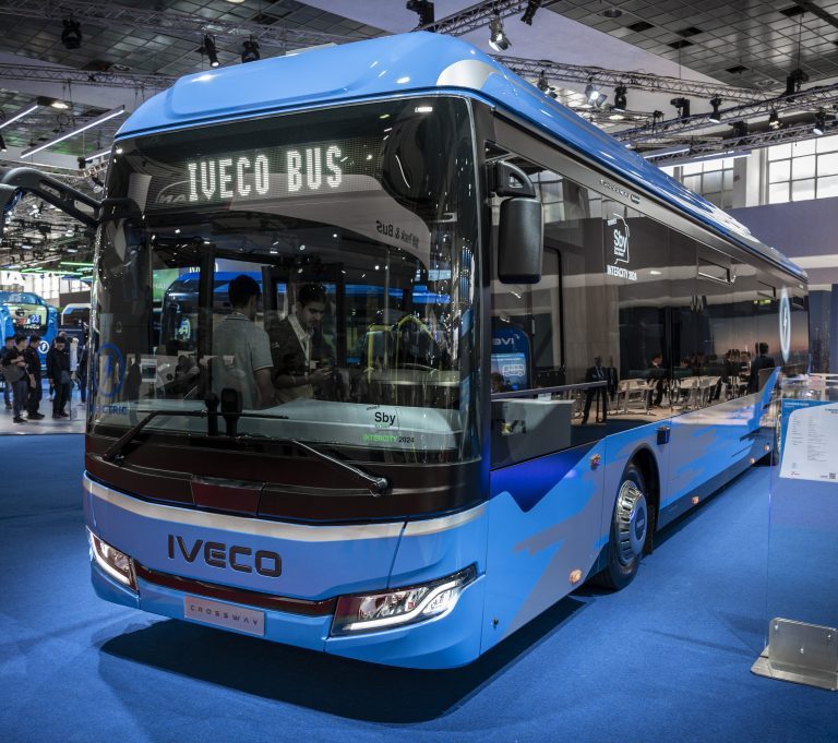 Iveco Bus highlights Crossway Low Entry Elec and e-mobility ecosystem ...