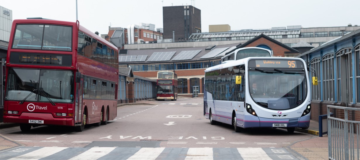 UK, £92.7m funding package to deploy 186 electric buses in Sheffield ...