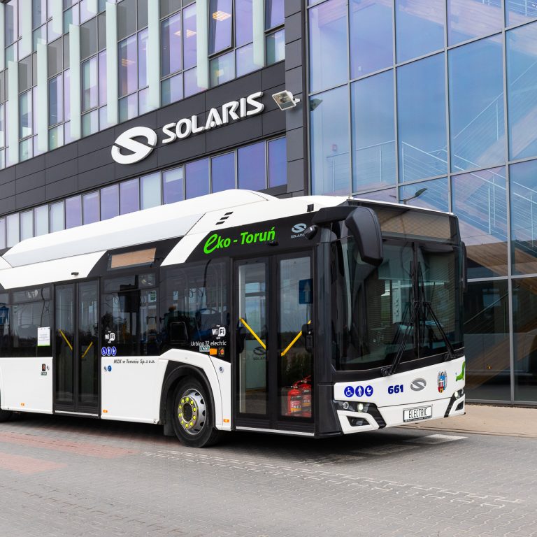 Solaris hands over 40 Urbino 12 electric buses to MZK Toruń in Poland ...